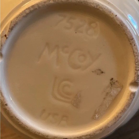 Mccoy | Kitchen | Vintage Mccoy 7528 Ceramic Pitcher | Poshmark